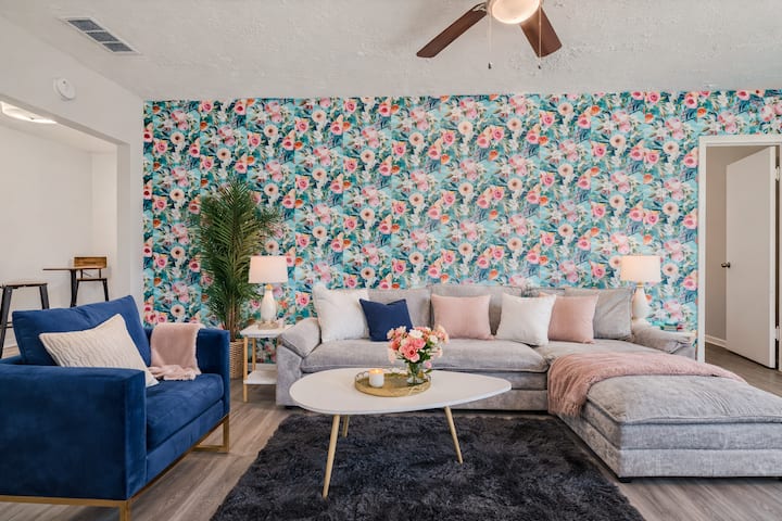 Sleeps 10! | 3br Family Home W/ Fire Pit & Games - St. Augustine, FL