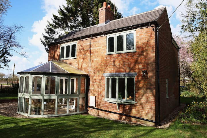 Grooms Cottage - Horncastle