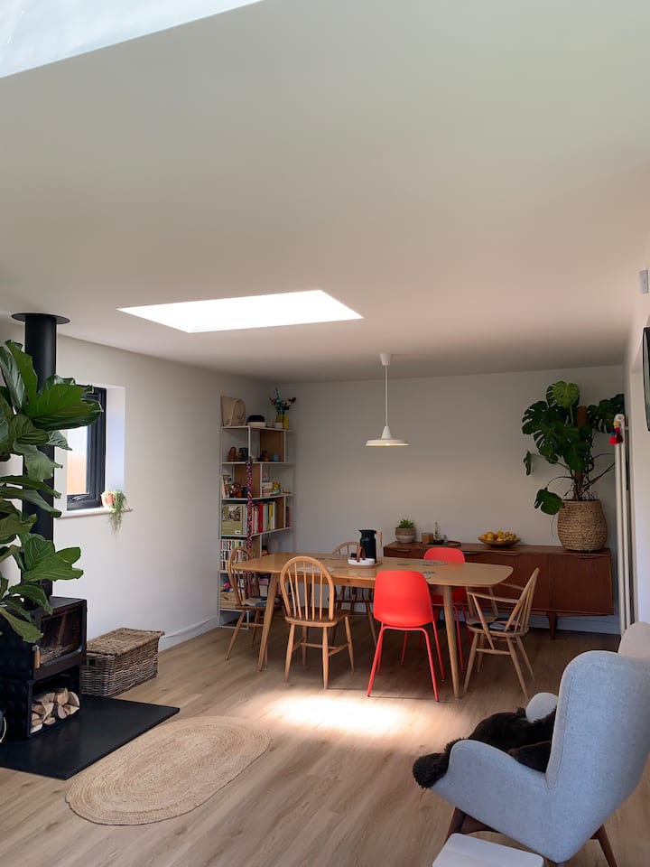 Family & Pet-friendly Coastal Bungalow - ボーンマス