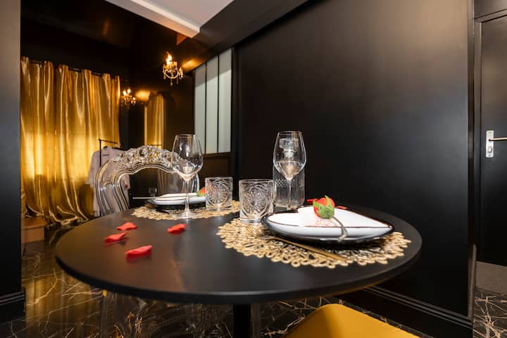 Escapade Pleine De Charme Pour Deux - Corbeil-Essonnes