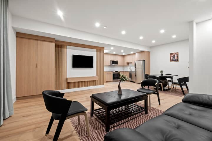 "Pavia" A Luxury Stay From Richfort Hospitality - Calgary