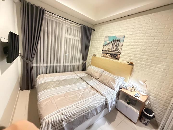 Ahm Living | 1br City View • Pool • Gym • Netflix - Jakarta