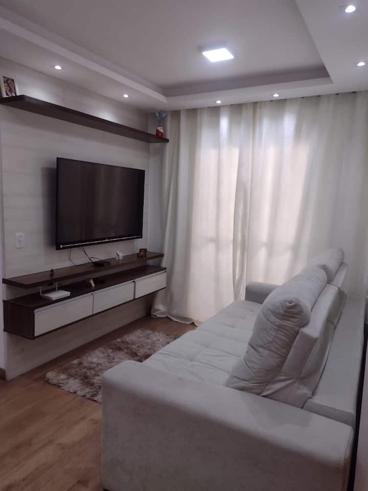 Apto Inteiro Para Locação - Embu