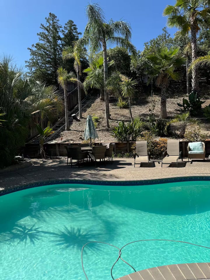 Paradise 3bd Pool House In Antioch - 브렌트우드