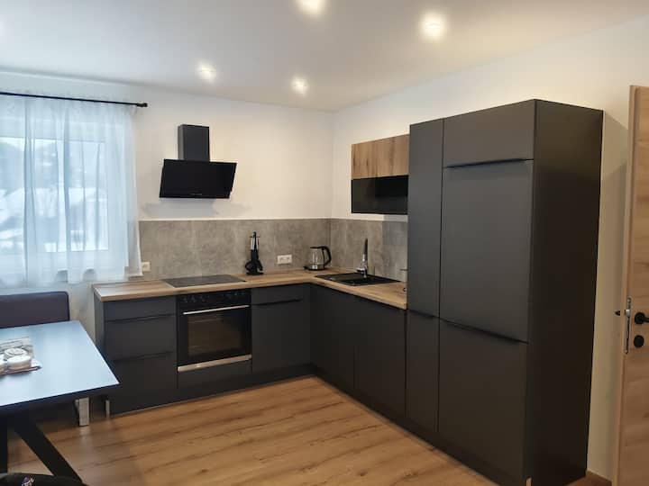 52m2 Wohnung Mit Großer Terrasse - Zams