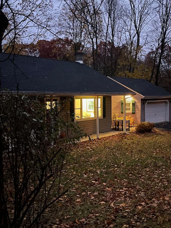 Bright Highland Home Near New Paltz And Walkway - Poughkeepsie, NY