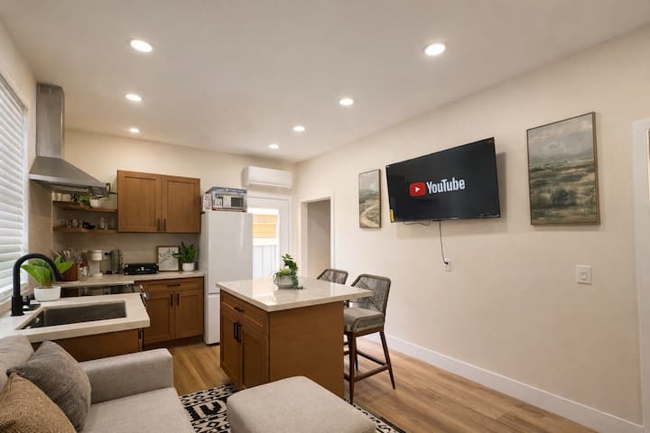 Cozy 1br Suite W/ Private Yard + All Utilities - Moreno Valley, CA