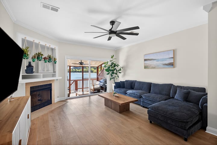 The Lake Shack Waterfront Retreat In Charleston - 찰스턴