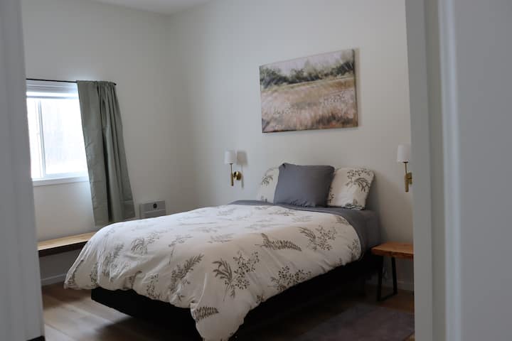 Cottage On The Farm - Stettler