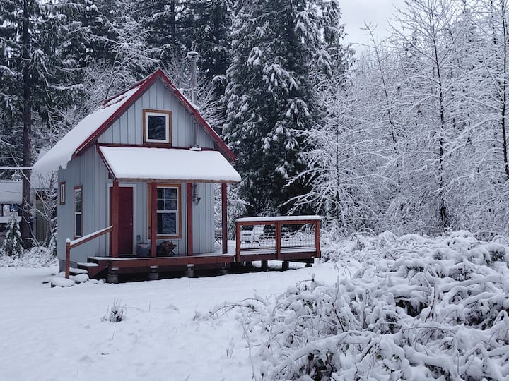 Sky Cabin - Skykomish, WA