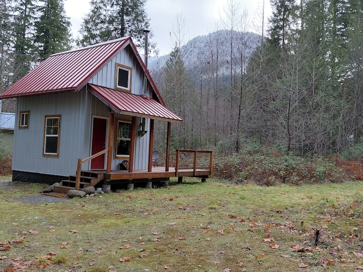 Sky Cabin - Cascade Mountain, WA