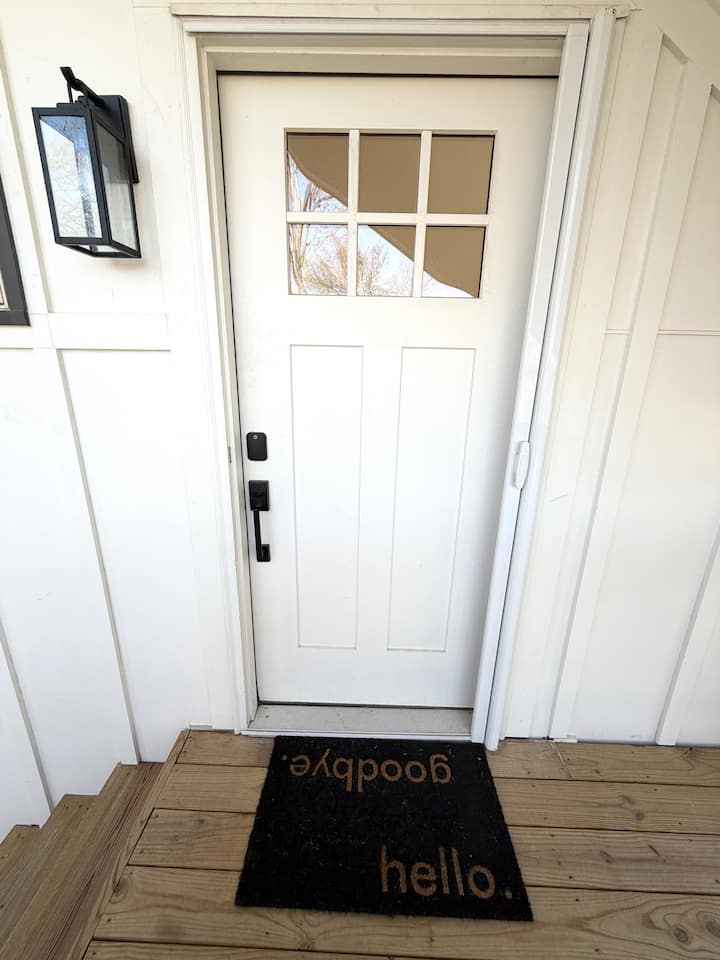 Luxury Heritage Studio In Heart Of Bentonville - Bentonville, AR