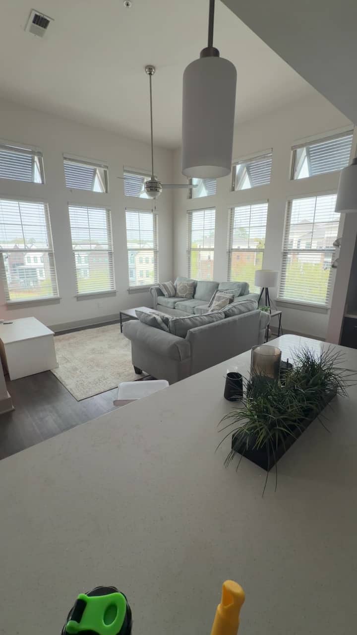 Lease Takevover 2 Bed/ 2 Bath Apartment - Mt P - Mount Pleasant, SC