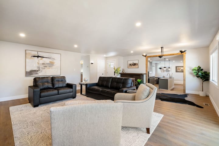 Rancho Retreat W/ Arcade | Near Unr & Downtown - Reno