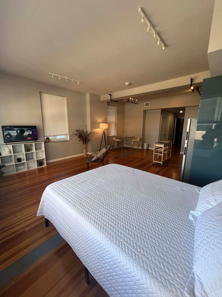 Modern Downtown Loft 36 | Spacious + Natural Light - Wichita Falls, TX