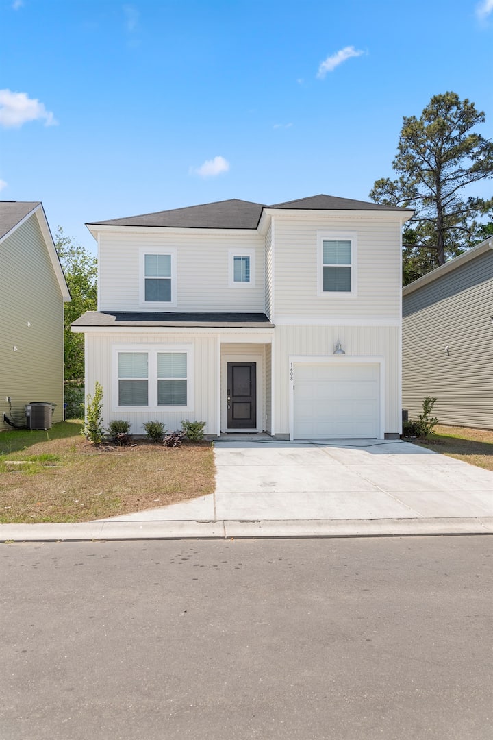 North Myrtle Beach Getaway! – Minutes To The Beach - Little River, SC