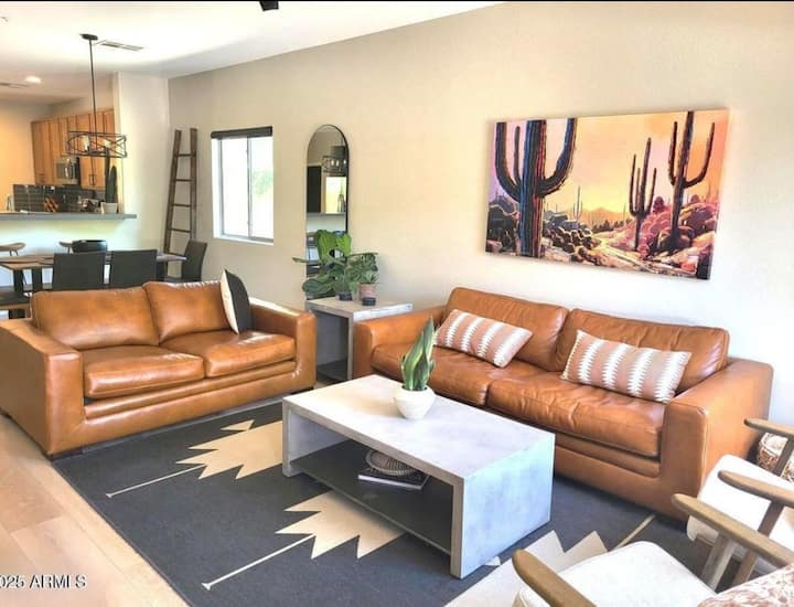 Cactus Moon Hideaway • Downtown Cave Creek • 4br - Cave Creek
