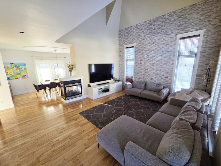 Spacious 5br Home Near Old Québec, Falls & Skiing - Québec, QC