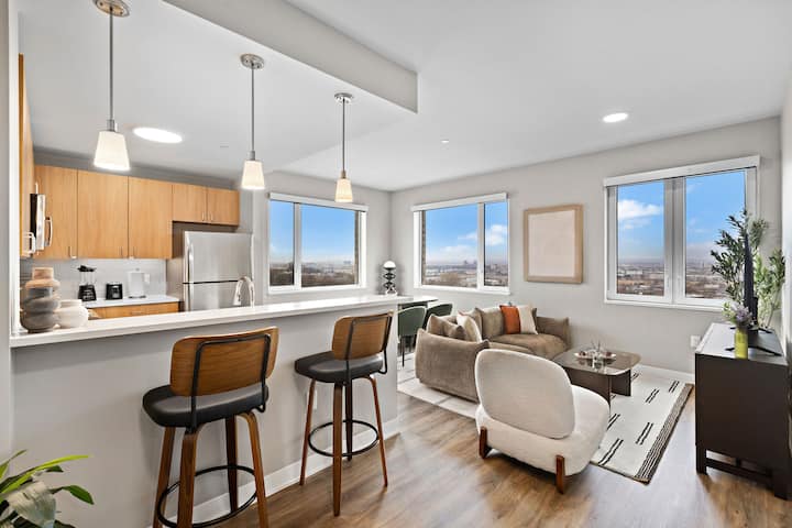 Spacious 2b2b| King Beds| Gym+rooftop| 20 Min Nyc - Union City, NJ