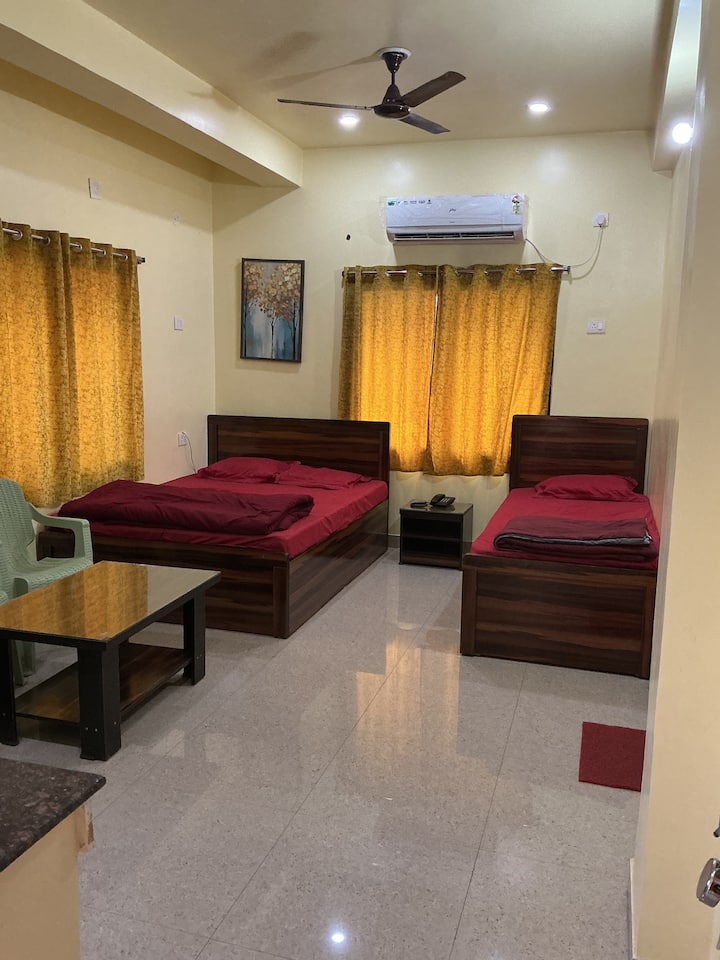 Studio 406 | 3 Bed Family Stay - Deoghar