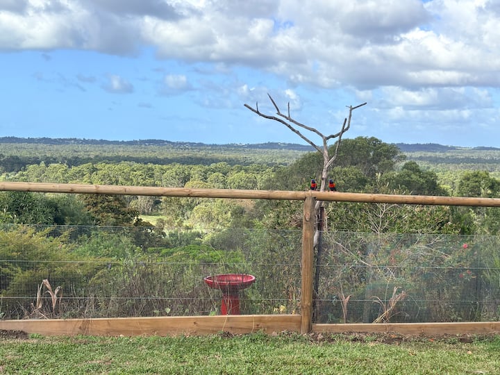 Takura Cottage On The Hill With Panoramic Views - Hervey Bay