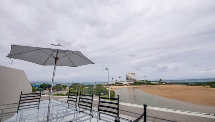 Sea View Apartment, Central Beach, Plett - Plettenberg Bay