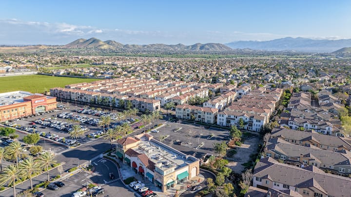 Family-friendly Stay Near Ontario Airport & Disney - Eastvale, CA