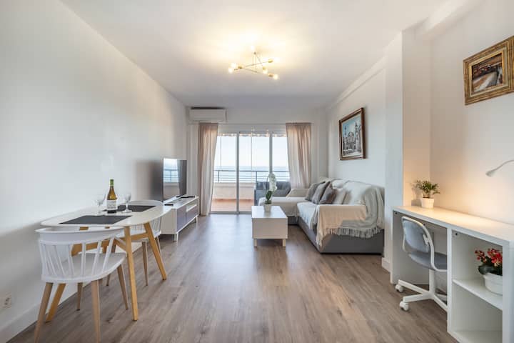 Aa Guest - Mar Y Luz Front Sea Views Eco Apartment - Fuengirola