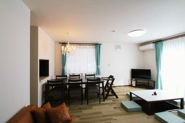 駐車場1台無料／水前寺公園・熊本県庁そば／広々4ldkの一軒家「maison水前寺公園」 - Kumamoto