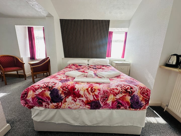 Large/contractor Groups 12 Bedroom 20+ Guests. - Blackpool
