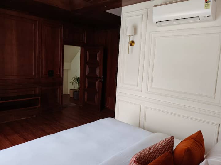 Serenity Villa – A 8 Bedroom Haven - Kasauli