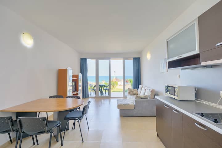 Amazing Beachfront Sea View One Bedroom Apartment - Sozopol