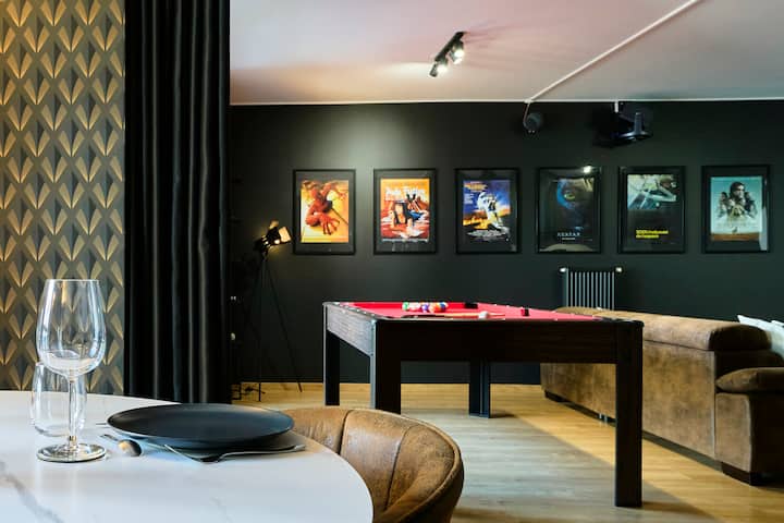 Home-cinéma • Balnéo • Billard | "Midnight Movie" - Lille