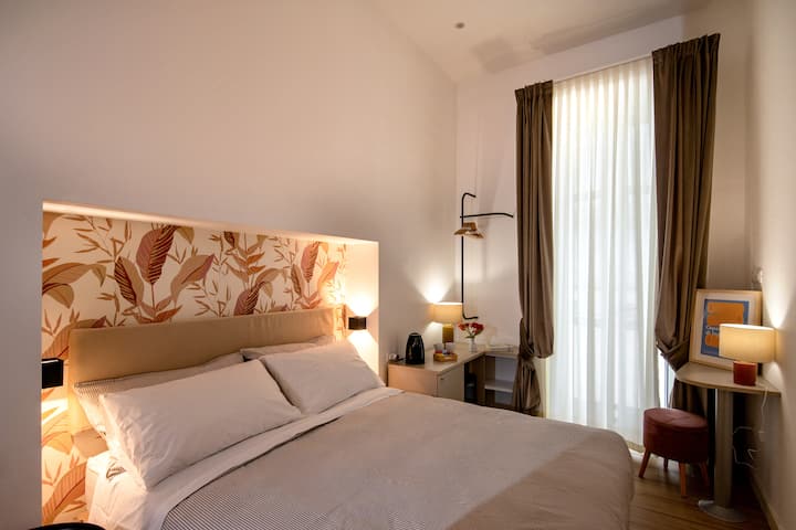 Centro Storico Pink Confort Double Room Napoli - Naples