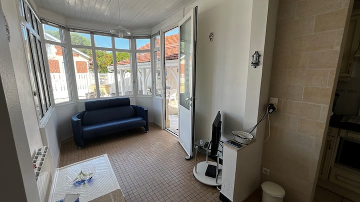 Charmante Villa Soulacaise- Proximité Centre-ville - Soulac-sur-Mer