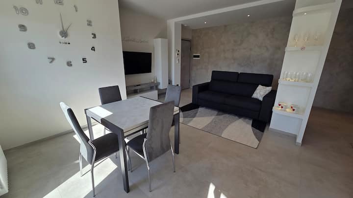 Attico Giulietta Apartment Borgo San Dalmazzo 65mq - Cuneo