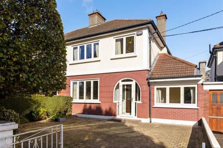 Kilmacud, Stillorgan, Co Dublin - Dún Laoghaire