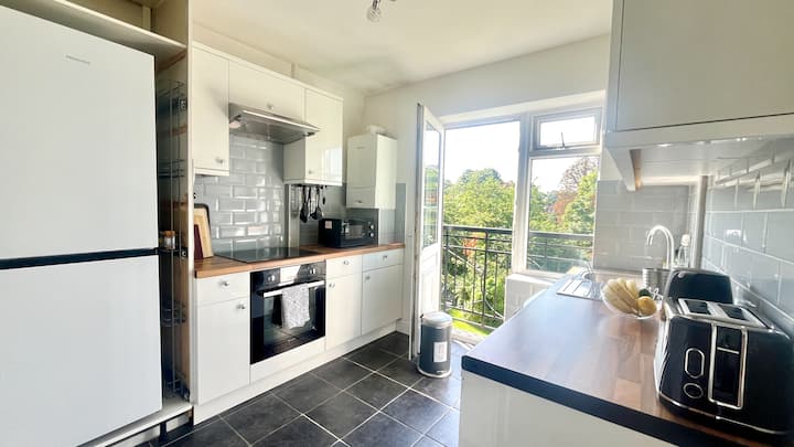 Modern 1 Bedroom Apt In Maidenhead Nr River Thames - Maidenhead