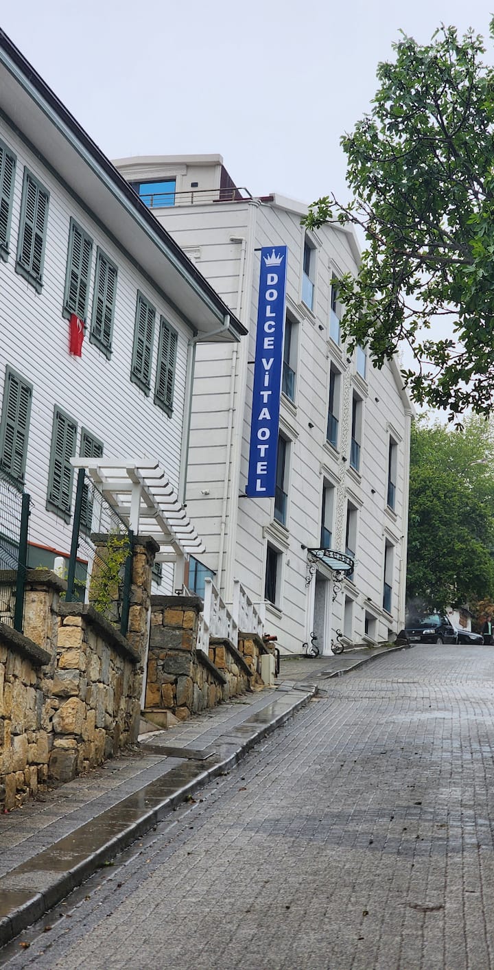 ŞIle Merkezde ÇArşı Içerisinde Butik Otel - Şile