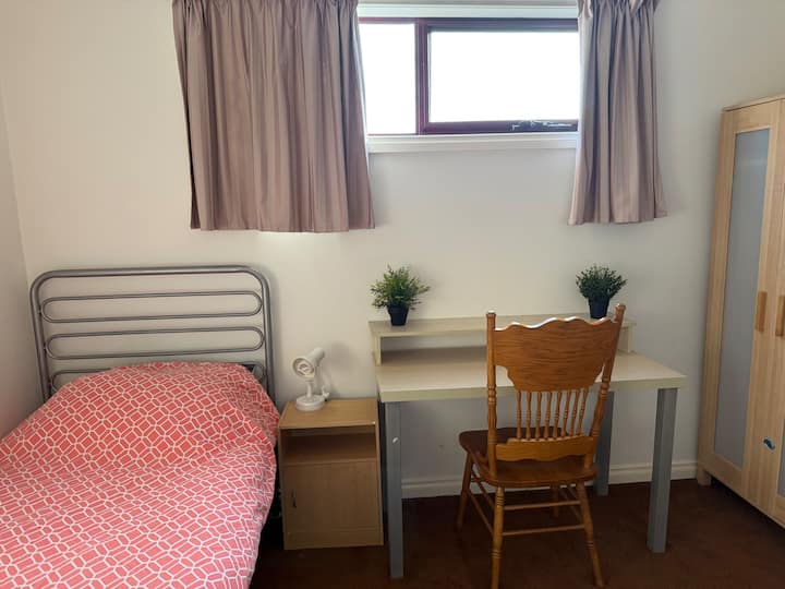 Cosy And Relaxing Room Near Beach, Train& Shops. - メルボルン