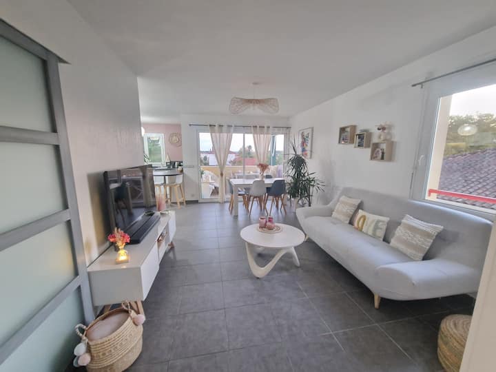 Jolie T4 Lumineux Et Cosy Entre Mer Et Montagne - Labenne