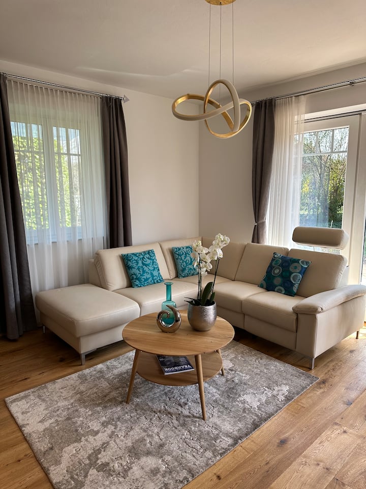 Ruheoase Im Grünen Mit Garten Und Sauna - Stockerau