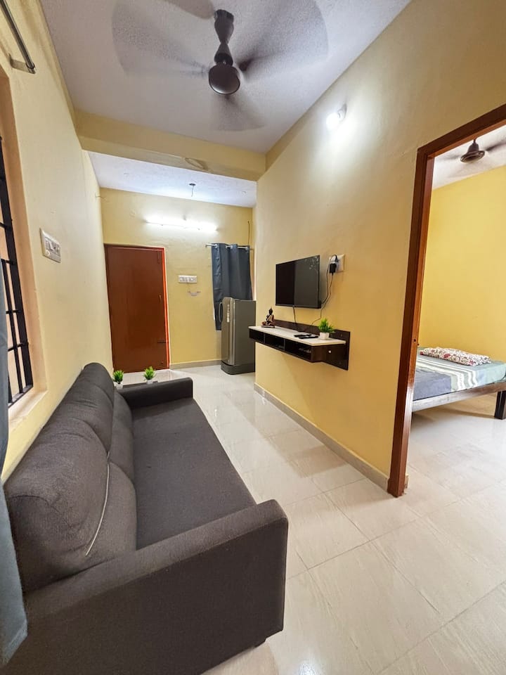 Cozy 1bhk Omr Sholinganallur - Chennai