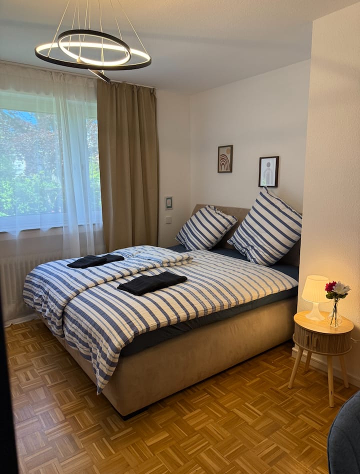 Helle 2-zimmer-wohnung Mit Modernem Design - Mönchengladbach