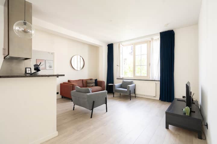 Spacious Two-bedroom Apartment - Gand