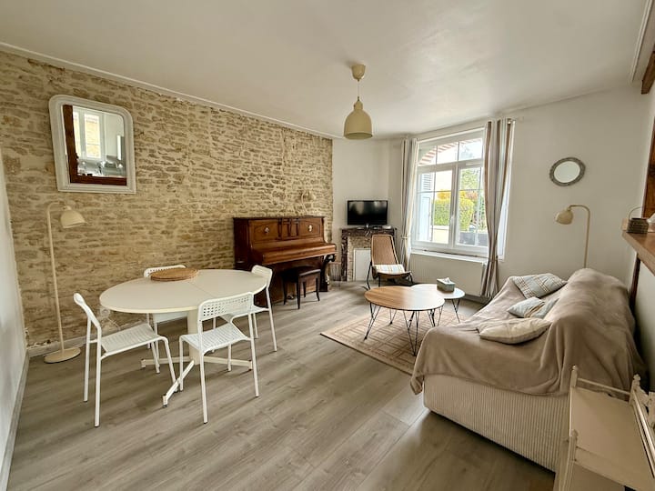 Maison Confortable Avec Jardin, Proche Plage - Bernières-sur-Mer