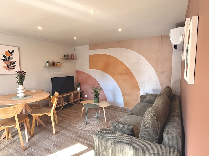 Les Terres Beaujolaises - Belleville, France