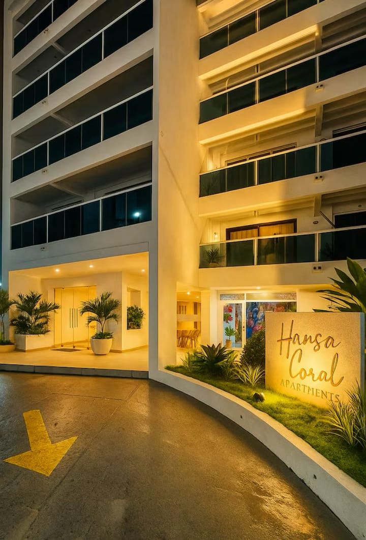 Hansa Coral Piso 5 / Alfrente De La Playa - San Andrés