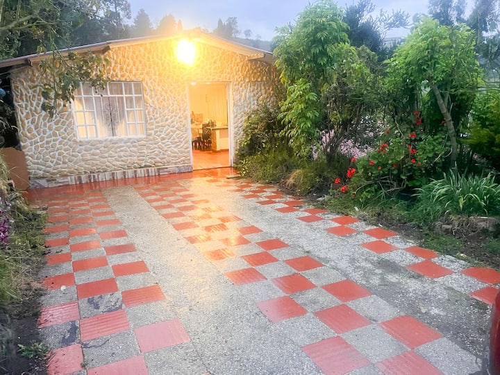 La Casa De Charito 
Cabaña Campestre En Monguí - Monguí