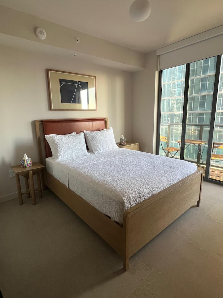 Brand New 20th Floor Studio | Miami Worldcenter - Ultra Music Festival Miami